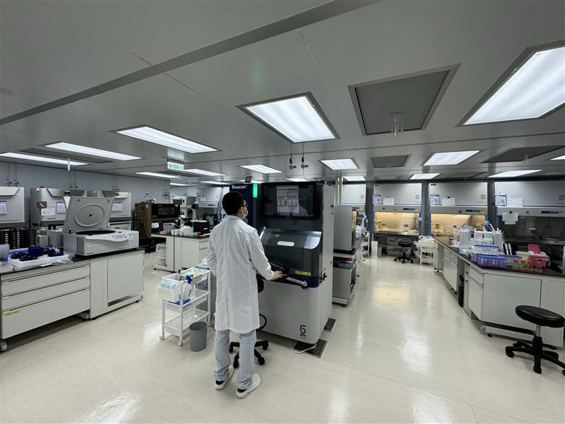 Guidelines for Choosing the Right mAb Cell Line - Part 2 Guidelines for Choosing the Right mAb Cell Line - Part 2